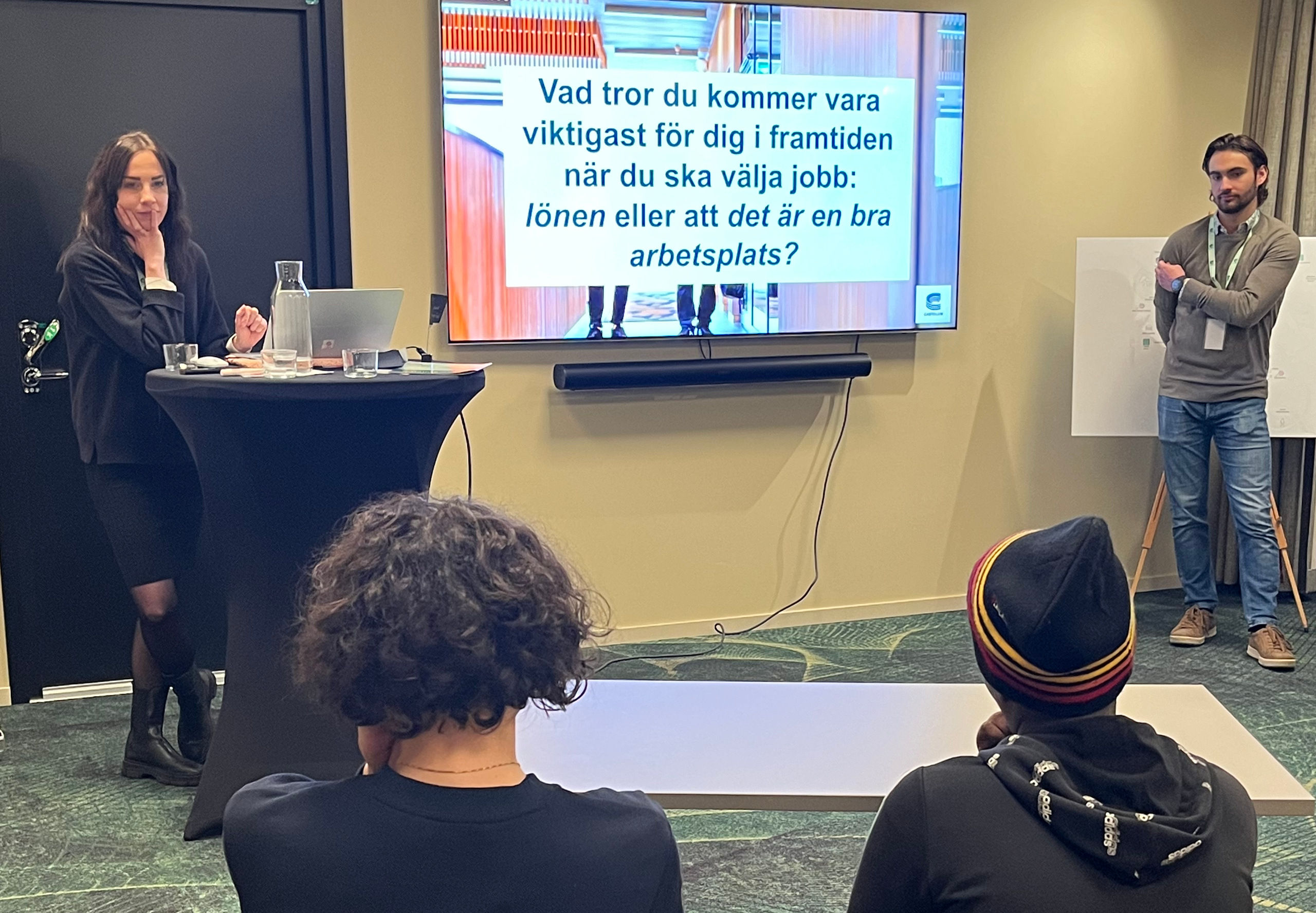 Sjundeklassare besökte a:place | Media | Castellum